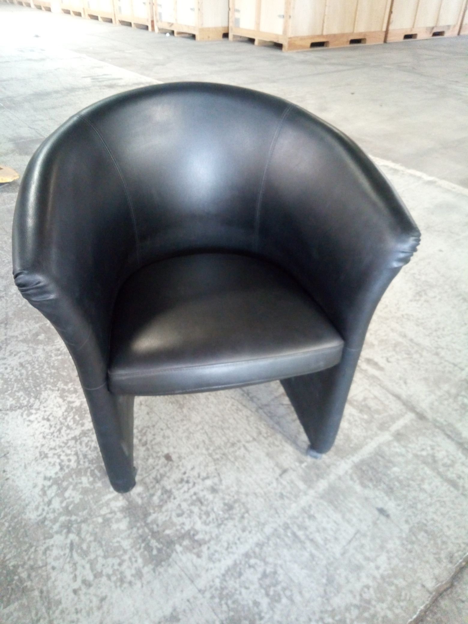 fauteuil cabriolet noir a roulettes – VASSE Transfert