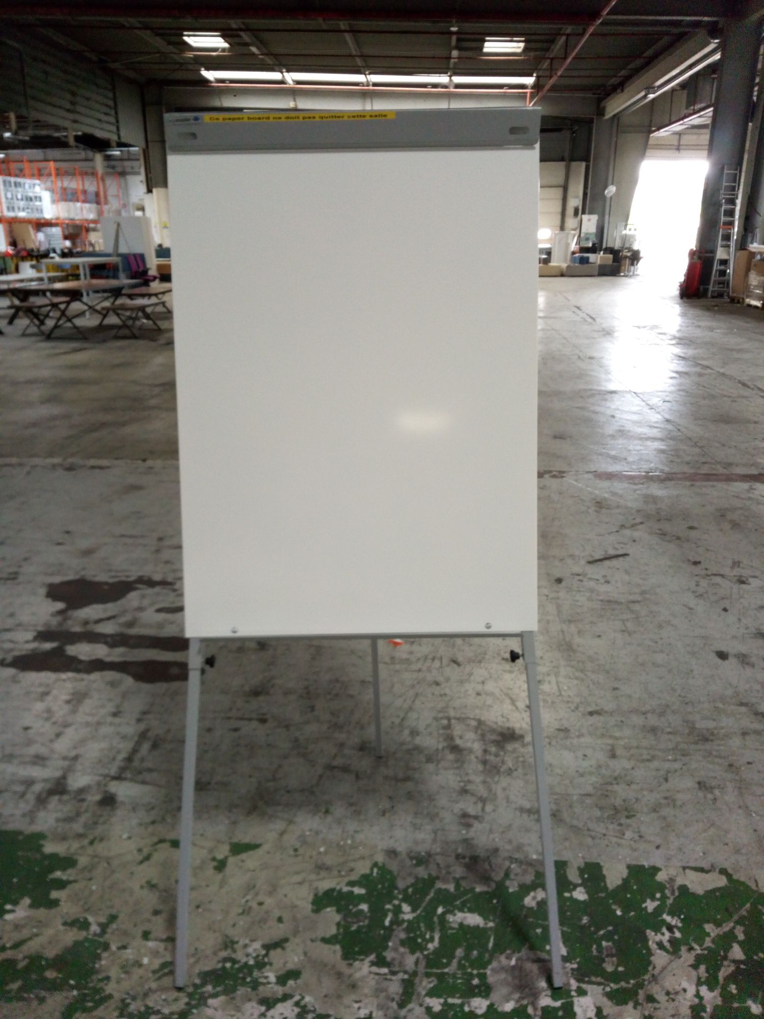 paperboard sur pieds – VASSE Transfert